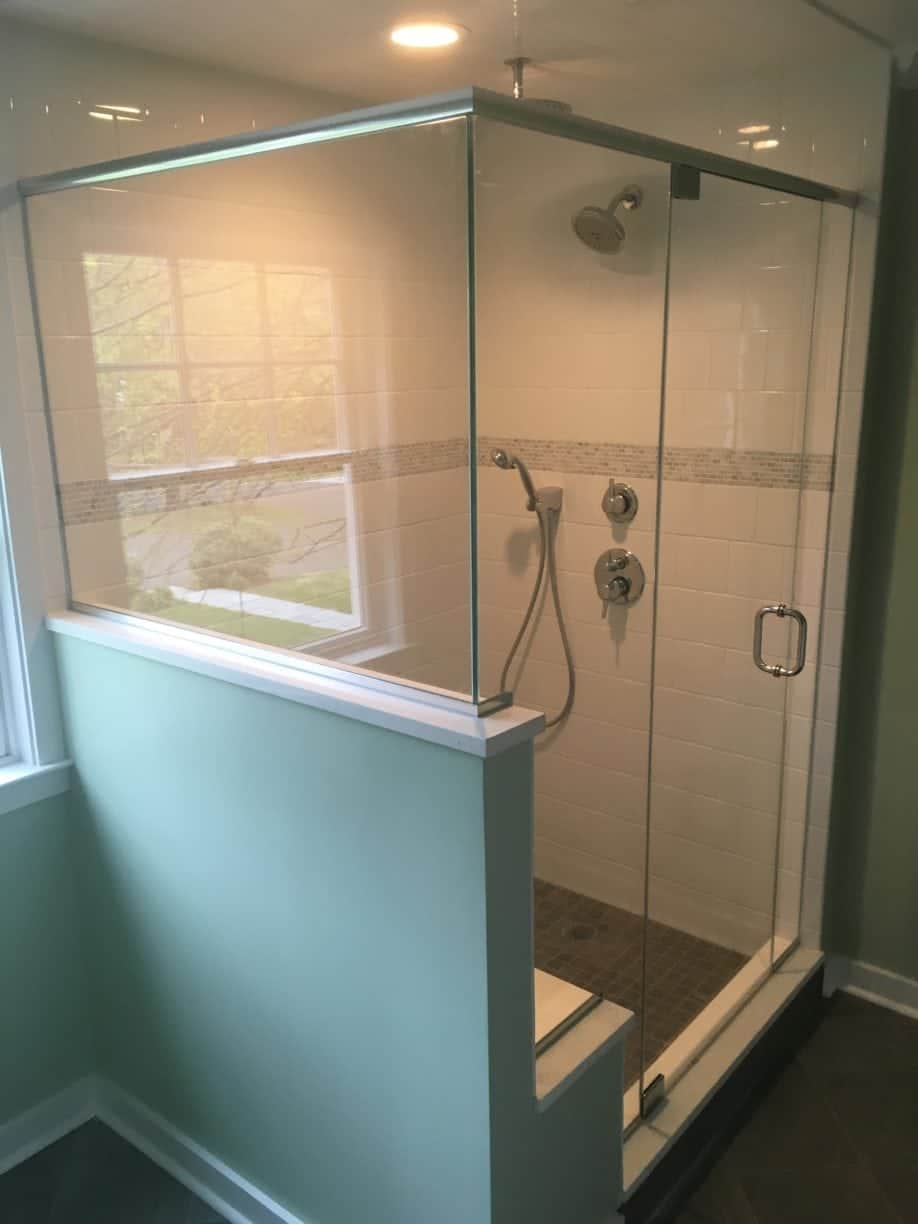 Frameless Door, Notched Panel, Return Buttress Panel